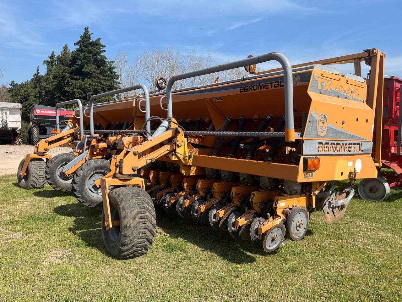 SEMBRADORA TX MEGA – AGROMETAL – Bugianesi Agro