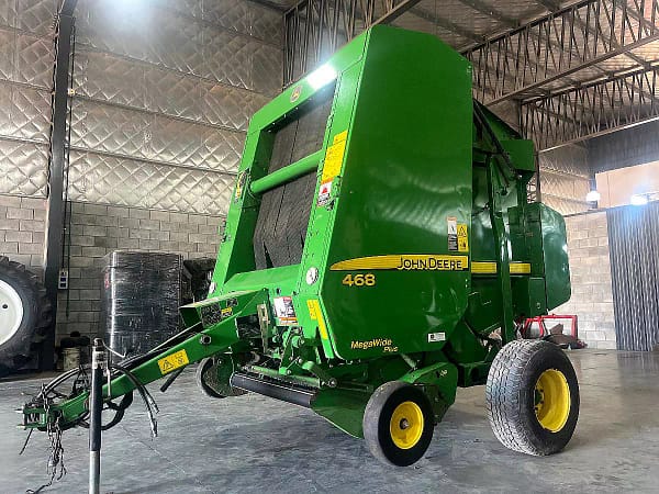 ROTOENFARDADORA 468 – JOHN DEERE – Bugianesi Agro